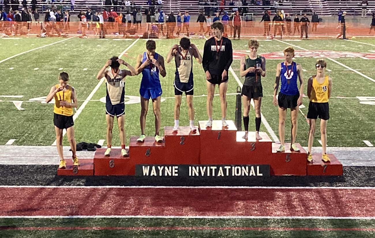 Boys Track - Lancaster Golden Gales - Lancaster High School